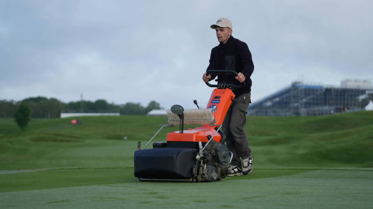 Eclipse 2 ELiTE (Sports/Reel Mowers) | Jacobsen