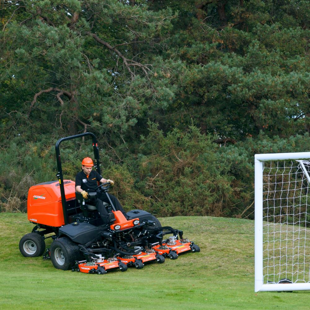 Power Rotary Mower | Golf | Jacobsen