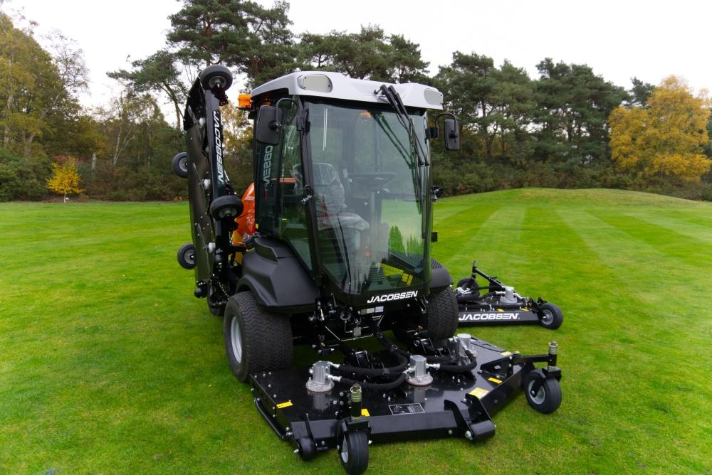 HR800 | Commercial | Jacobsen