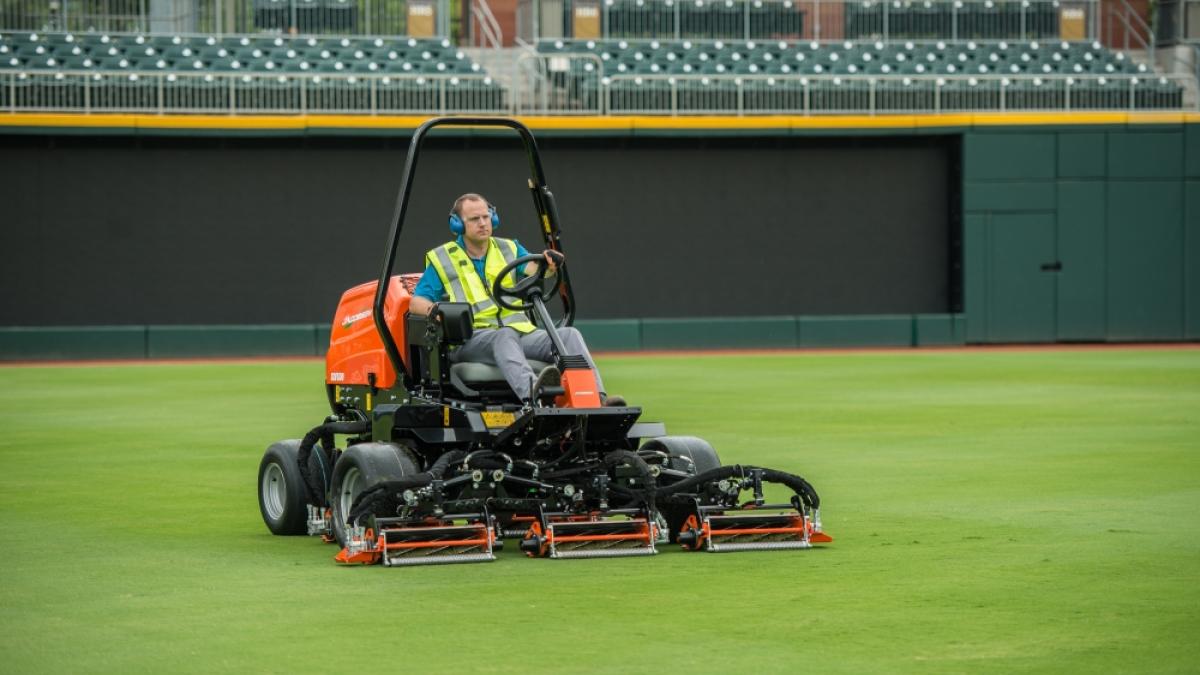 SLF530 | Golf | Jacobsen