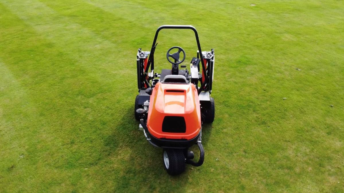 TR320 | Commercial | Jacobsen