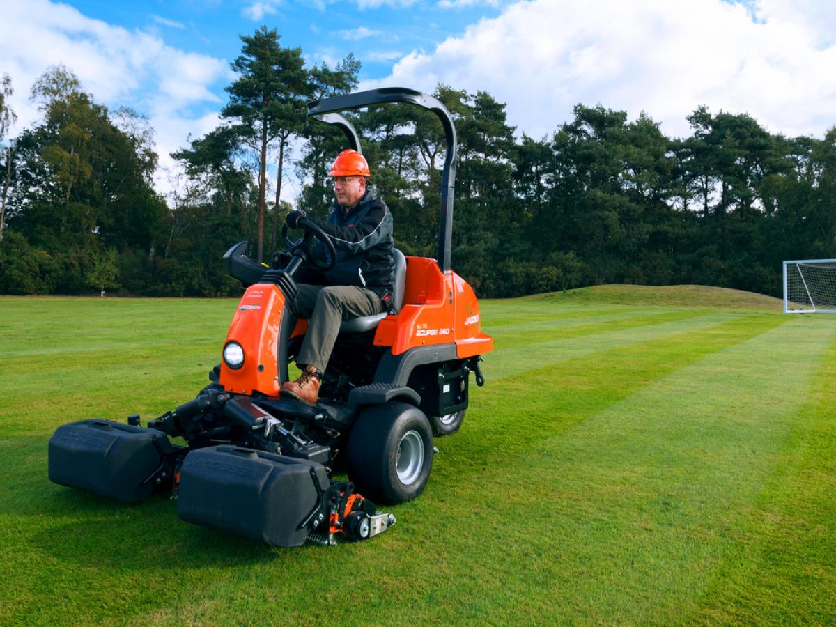 Eclipse 360 Hybrid | Golf | Jacobsen