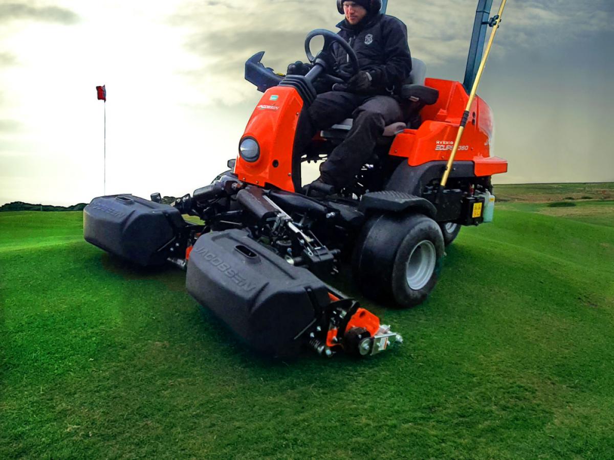 Eclipse 360 Hybrid | Golf | Jacobsen