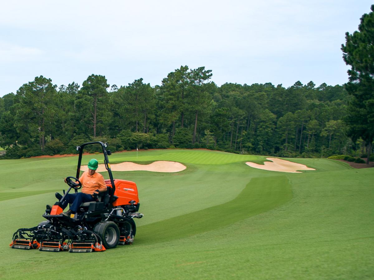 SLF530 | Golf | Jacobsen