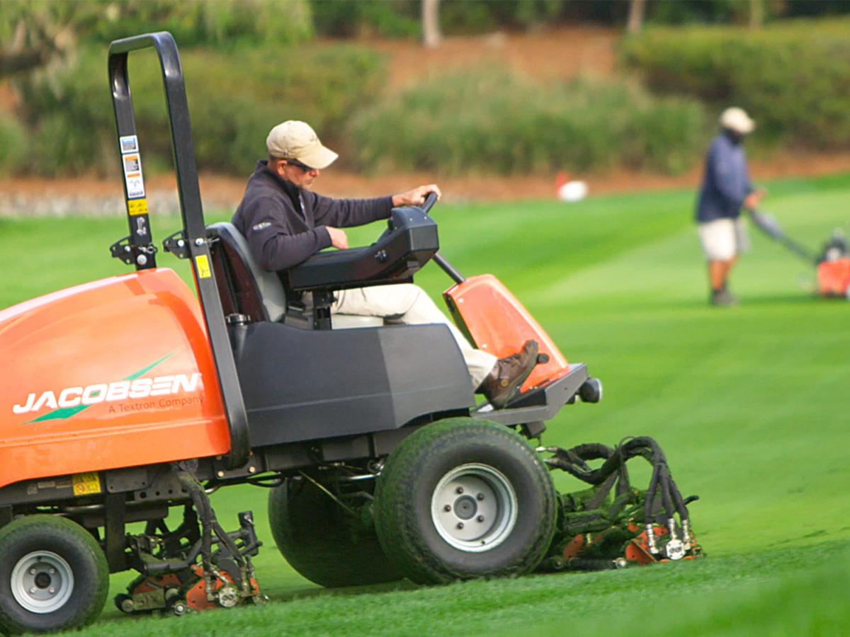 LF570 | Golf | Jacobsen