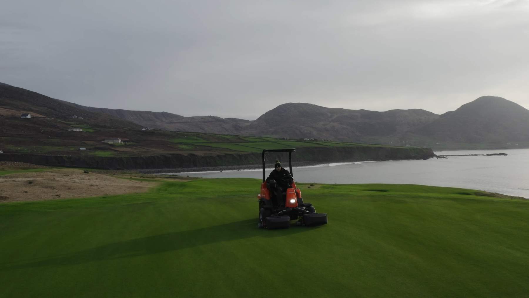 Eclipse 360 Hybrid | Golf | Jacobsen