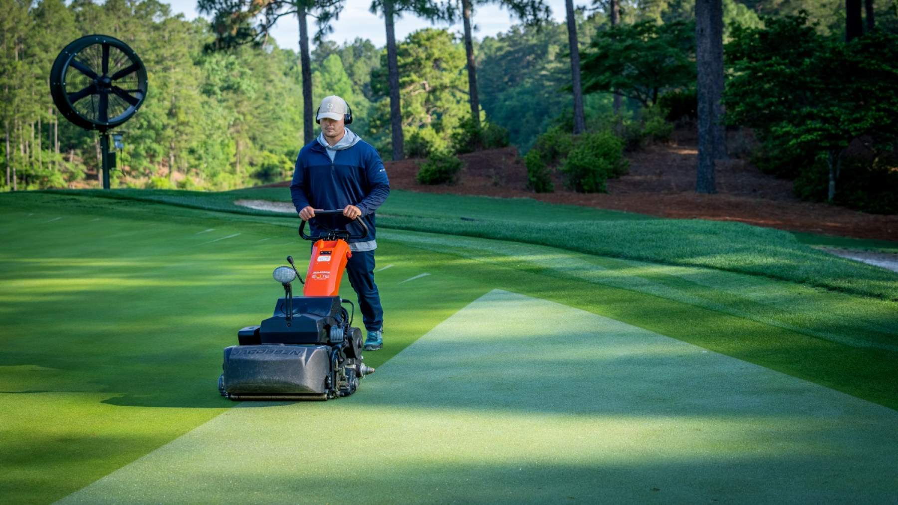 Eclipse 2 ELiTE (Sports/Reel Mowers) | Jacobsen