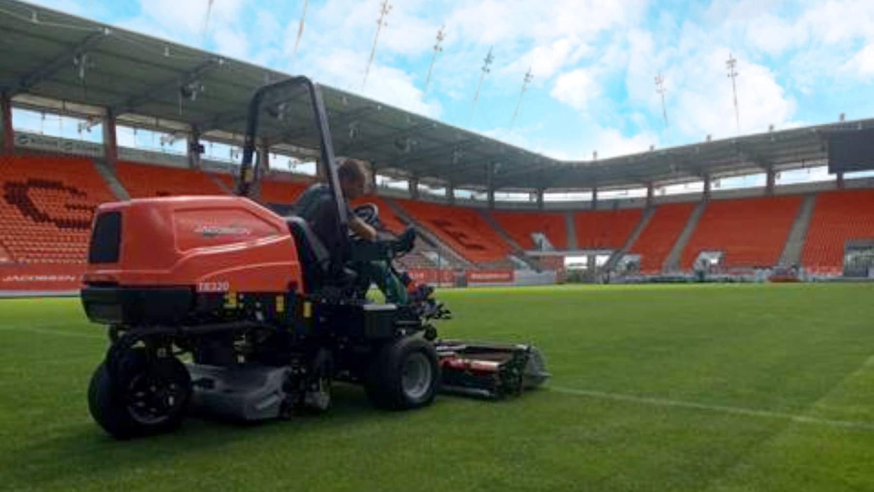 TR320 | Golf | Jacobsen