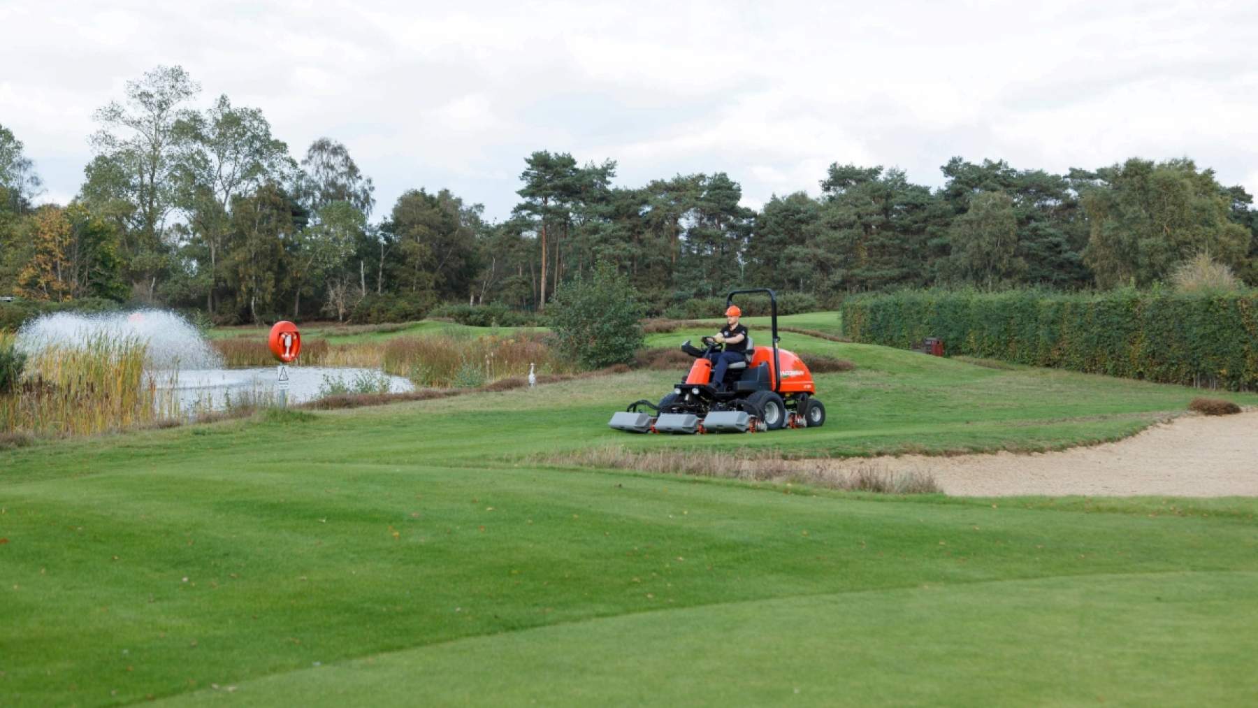 LF570 | Golf | Jacobsen