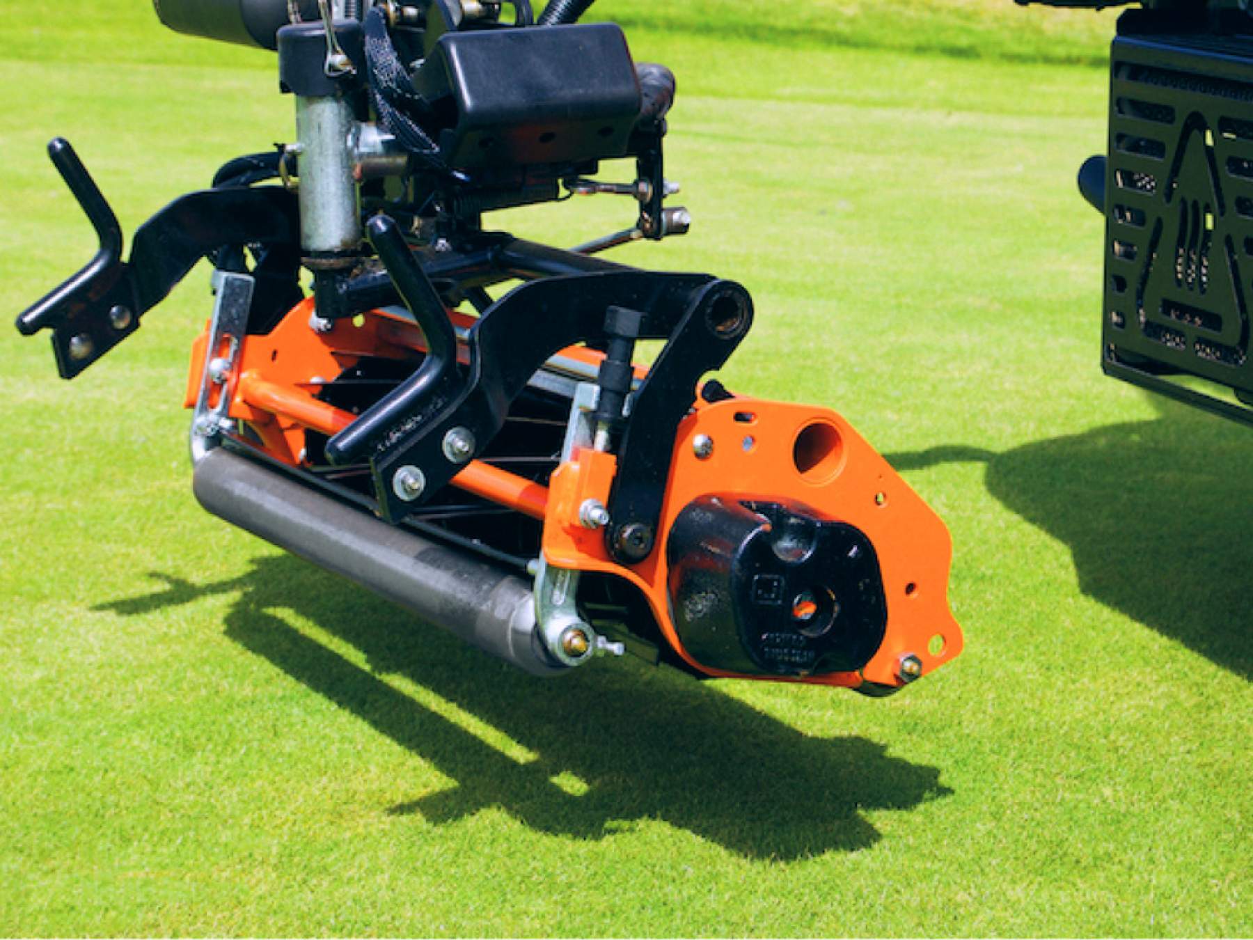 Eclipse 360 Hybrid | Golf | Jacobsen
